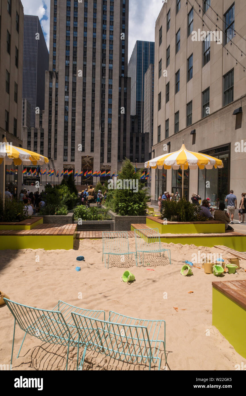 Summertime sandbox in Rockefeller Center Promenade, NYC, USA Stock ...
