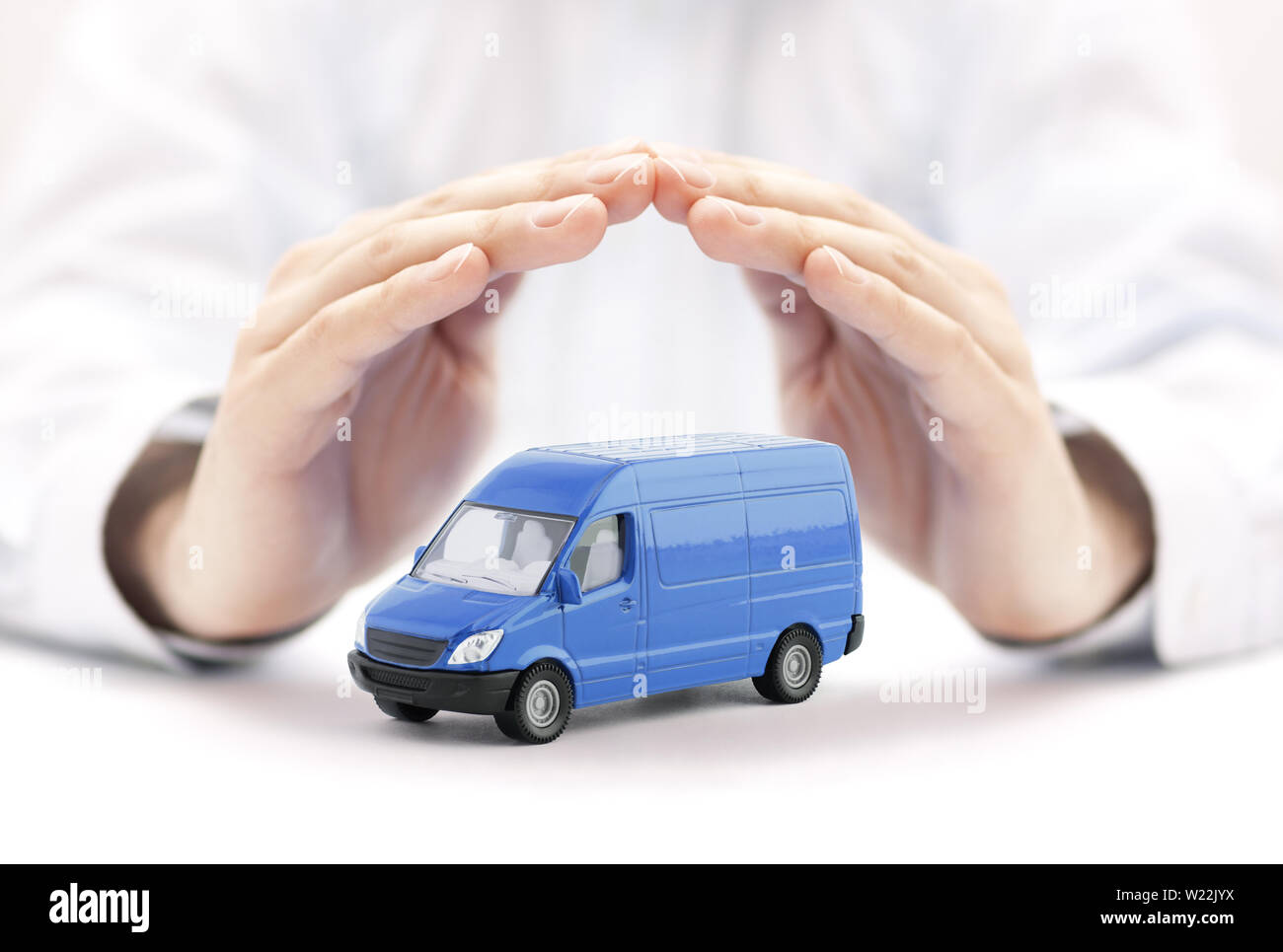 Delivery blue van hi-res stock photography and images - Alamy