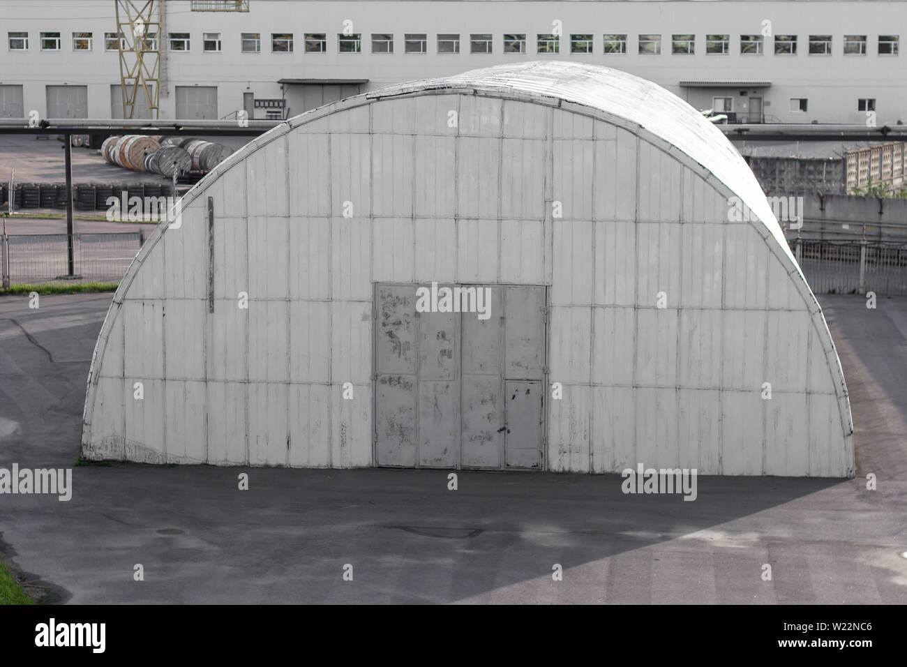 hangar outside aluminum industrial architecture Stock Photo - Alamy