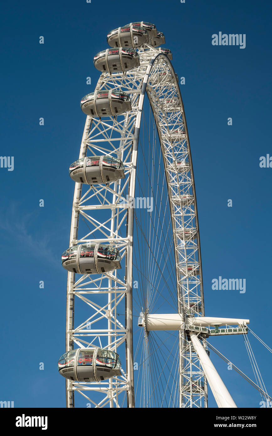 Section of a ferris wheel hi-res stock photography and images - Alamy