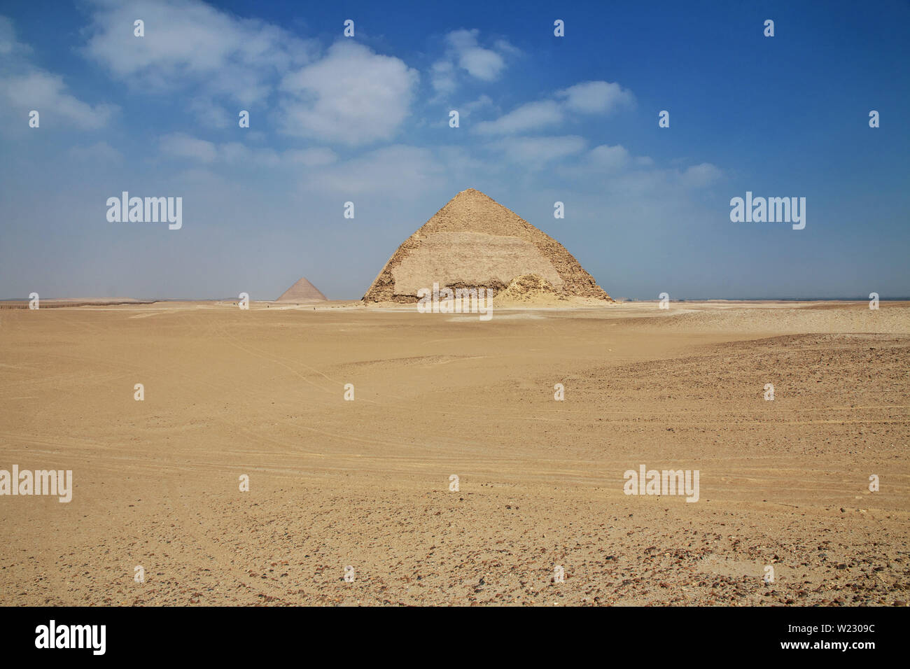 Dahshur black pyramid hi-res stock photography and images - Alamy
