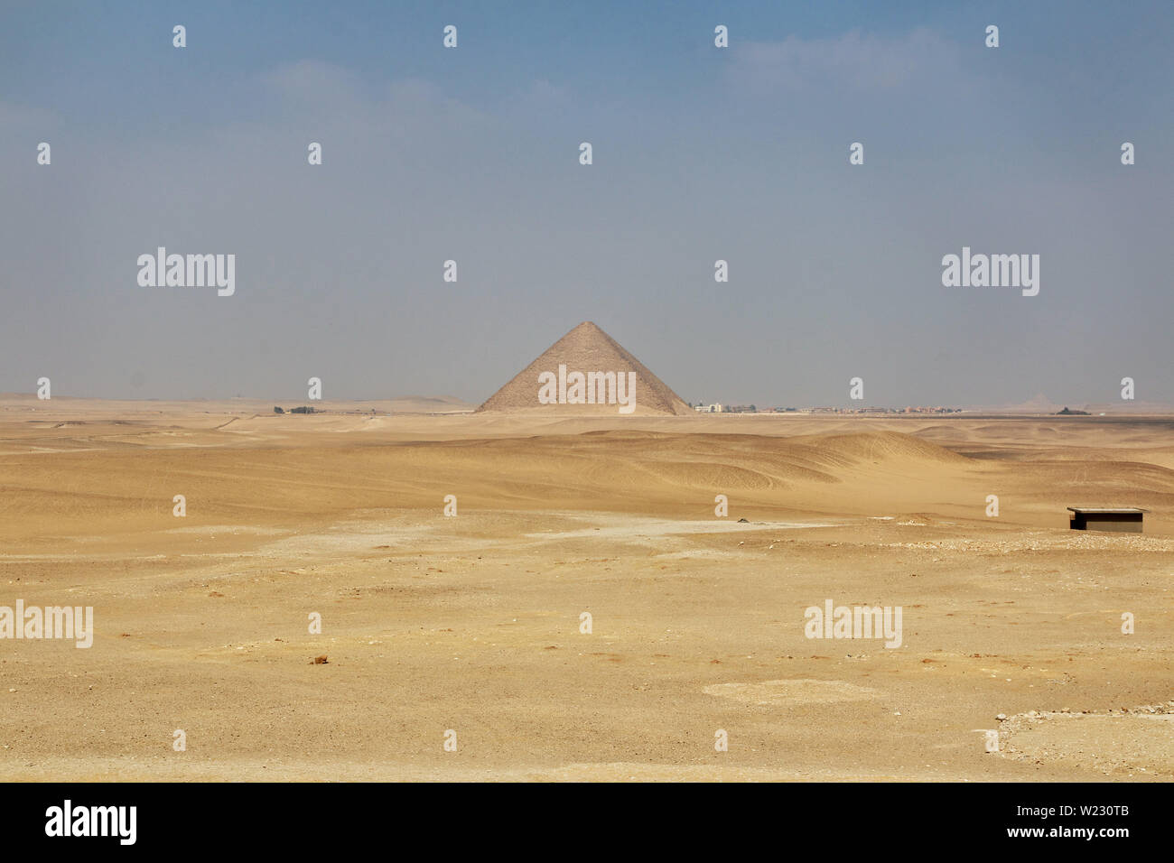 Pyramids in Dahshur, Sahara desert, Egypt Stock Photo - Alamy