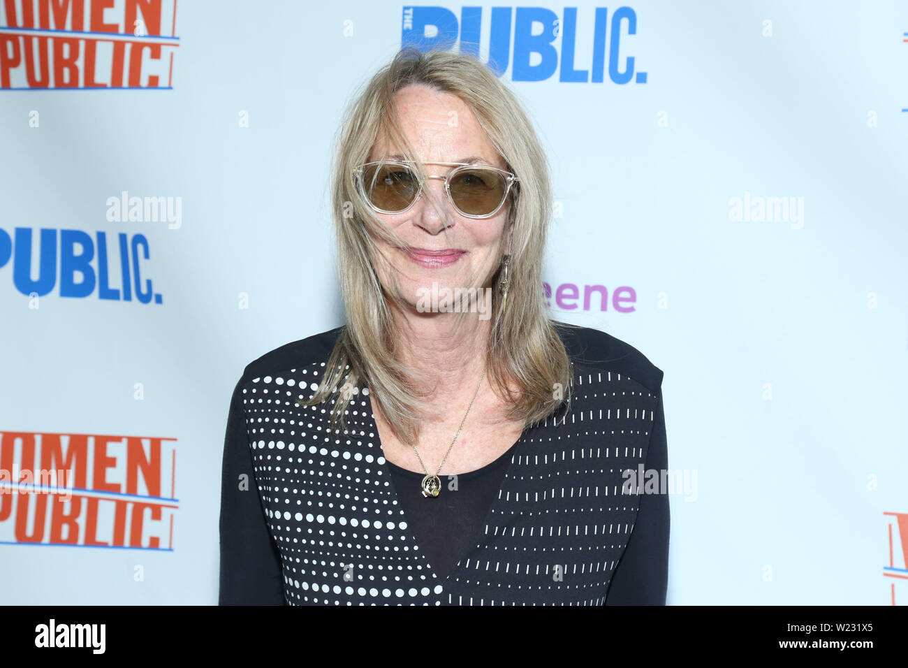 Paula scher hi-res stock photography and images - Alamy