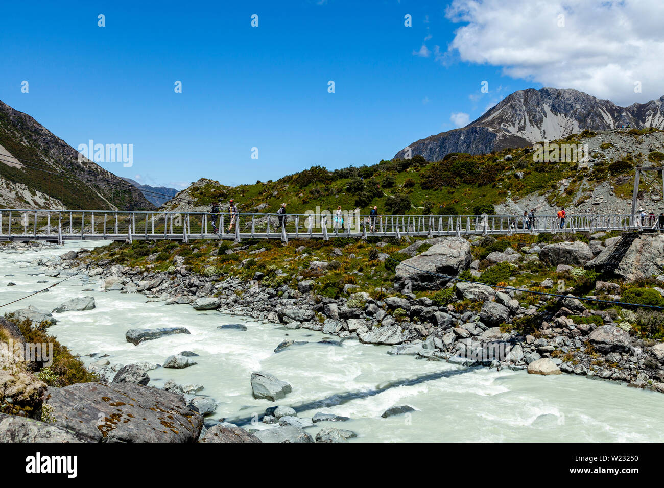 Mount cook bridge new zealand hi-res stock photography and images - Alamy