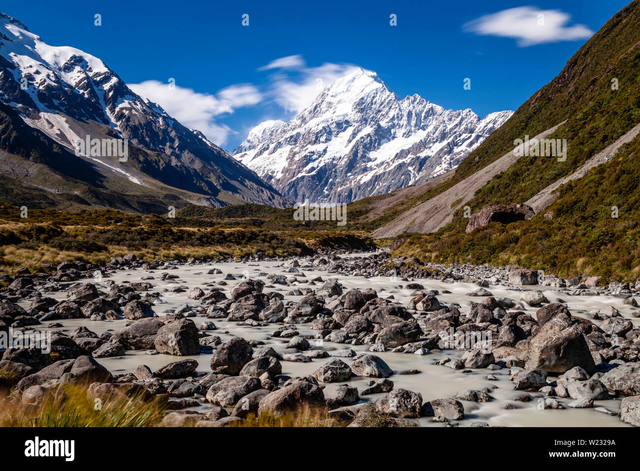 A View Of Mount Cook From The Hooker Valley Track, Aoraki/Mt Cook ...