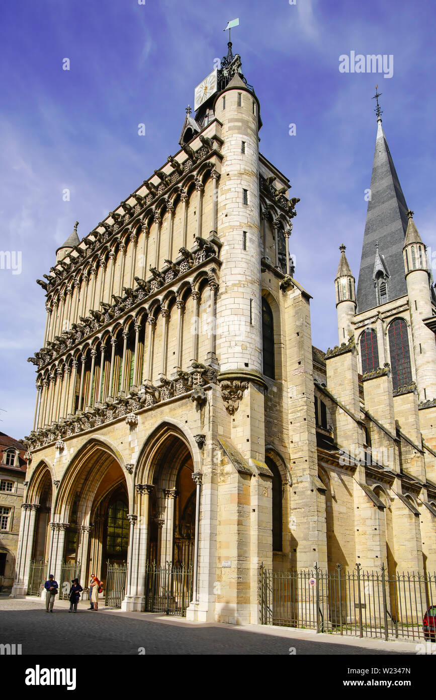 View of church of Notre Dame in Dijon, Departement Cote-d'Or, Burgundy ...