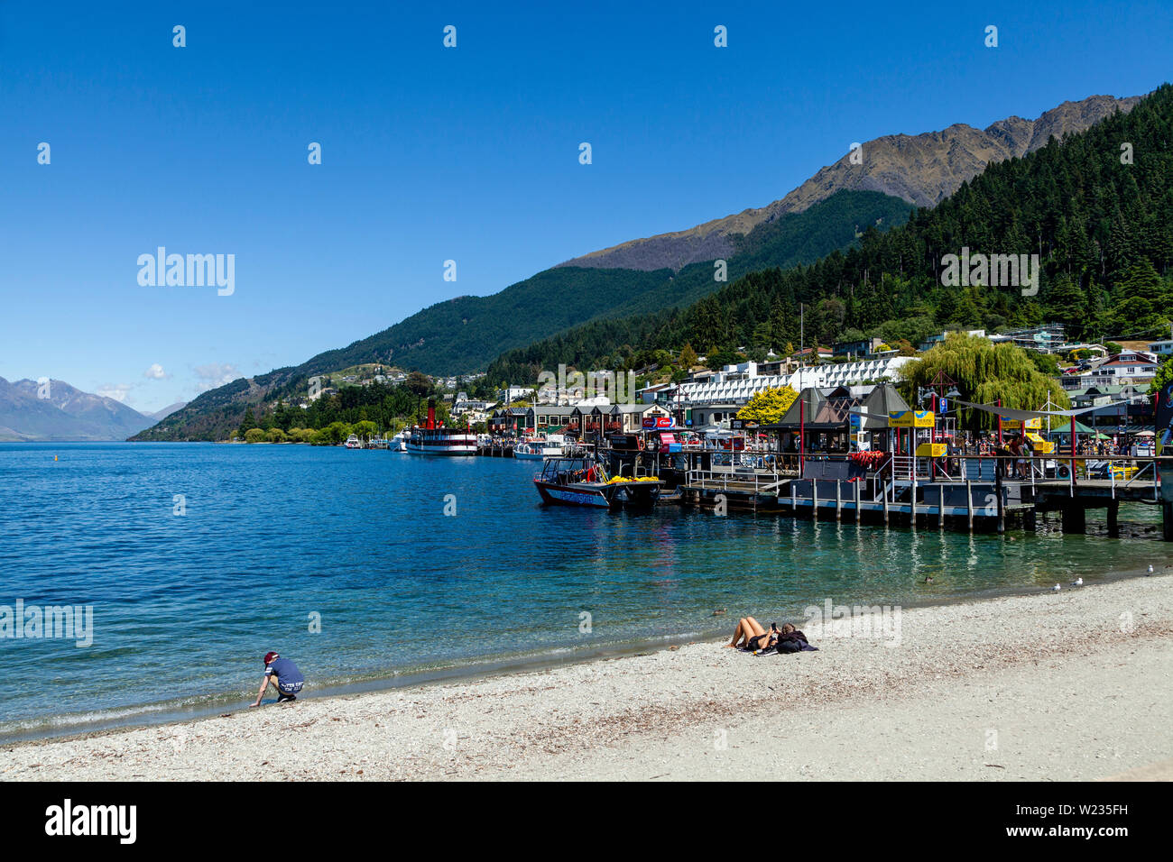Queenstown Beach, Queenstown, Otago, South Island, New Zealand Stock ...