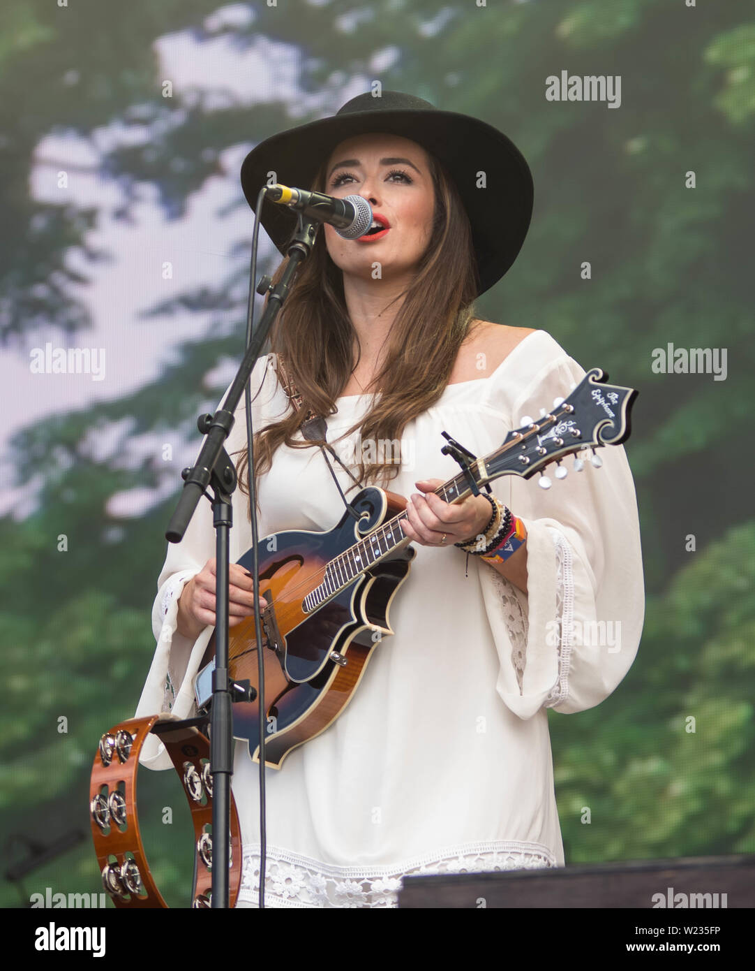 Francesca chess whiffin hi-res stock photography and images - Alamy