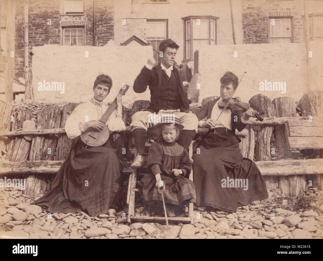 Music instruments history historical hi-res stock photography and ...