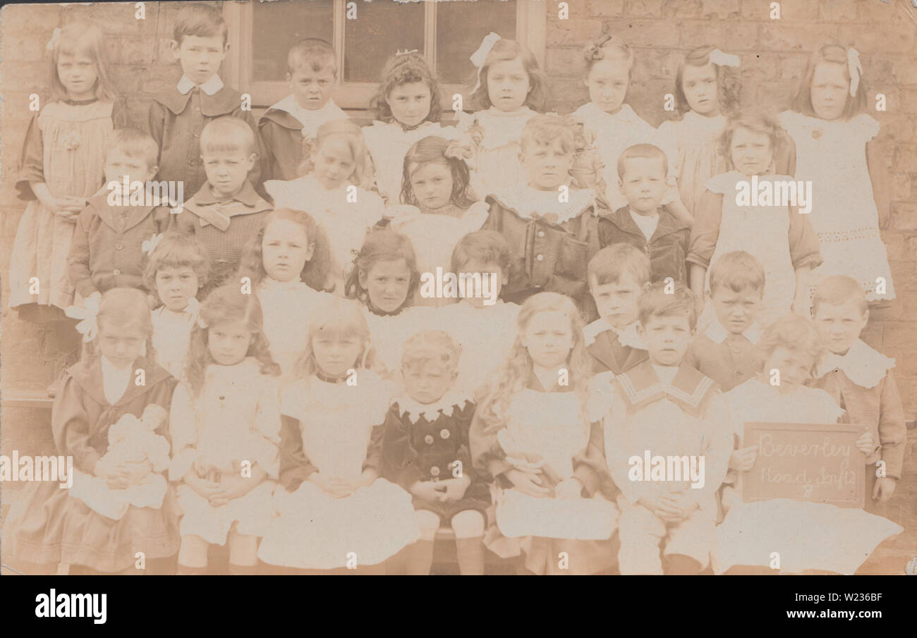 Edwardian school classroom hi-res stock photography and images - Alamy