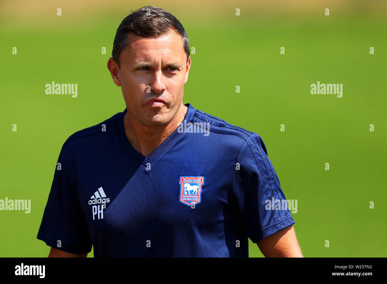 Paul hurst training hi-res stock photography and images - Alamy
