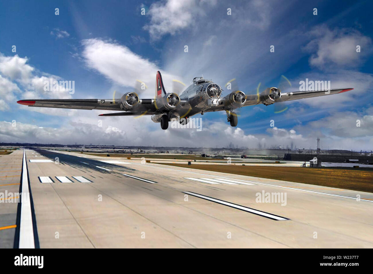 B 17 flying fortress hi-res stock photography and images - Alamy