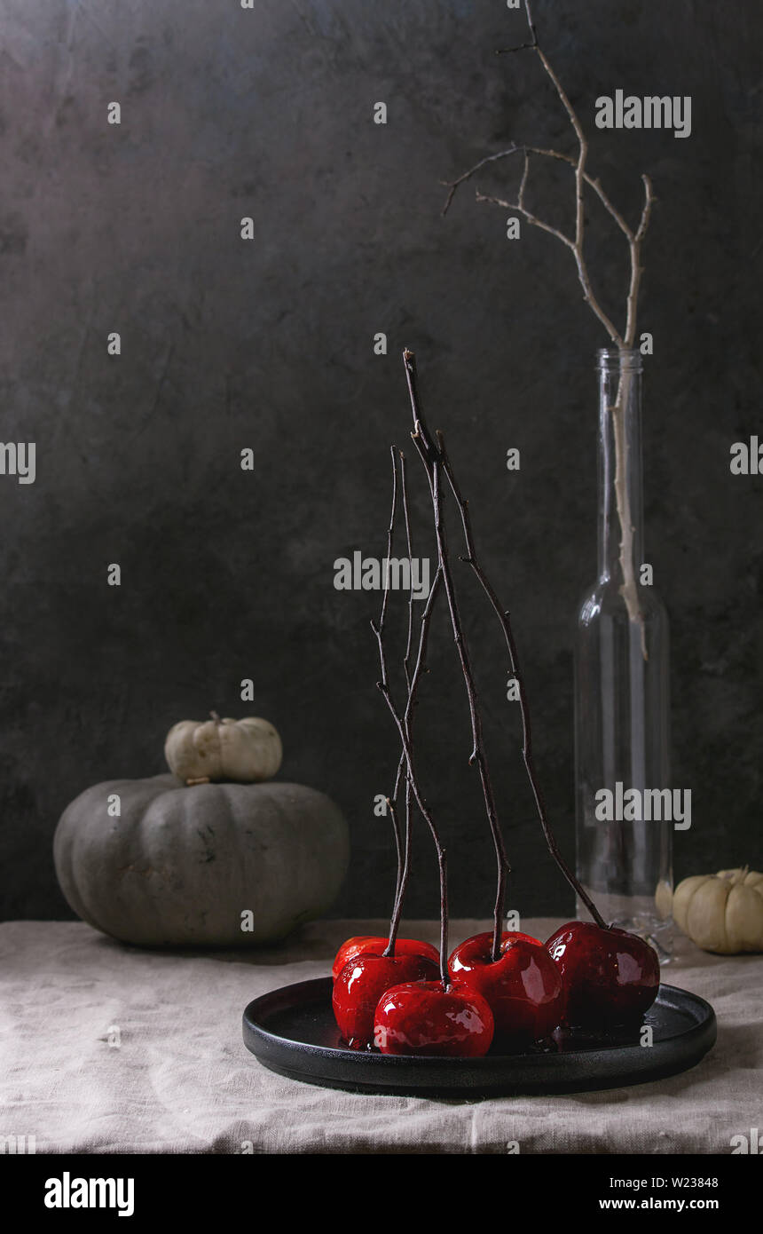 Red caramel apples Stock Photo - Alamy