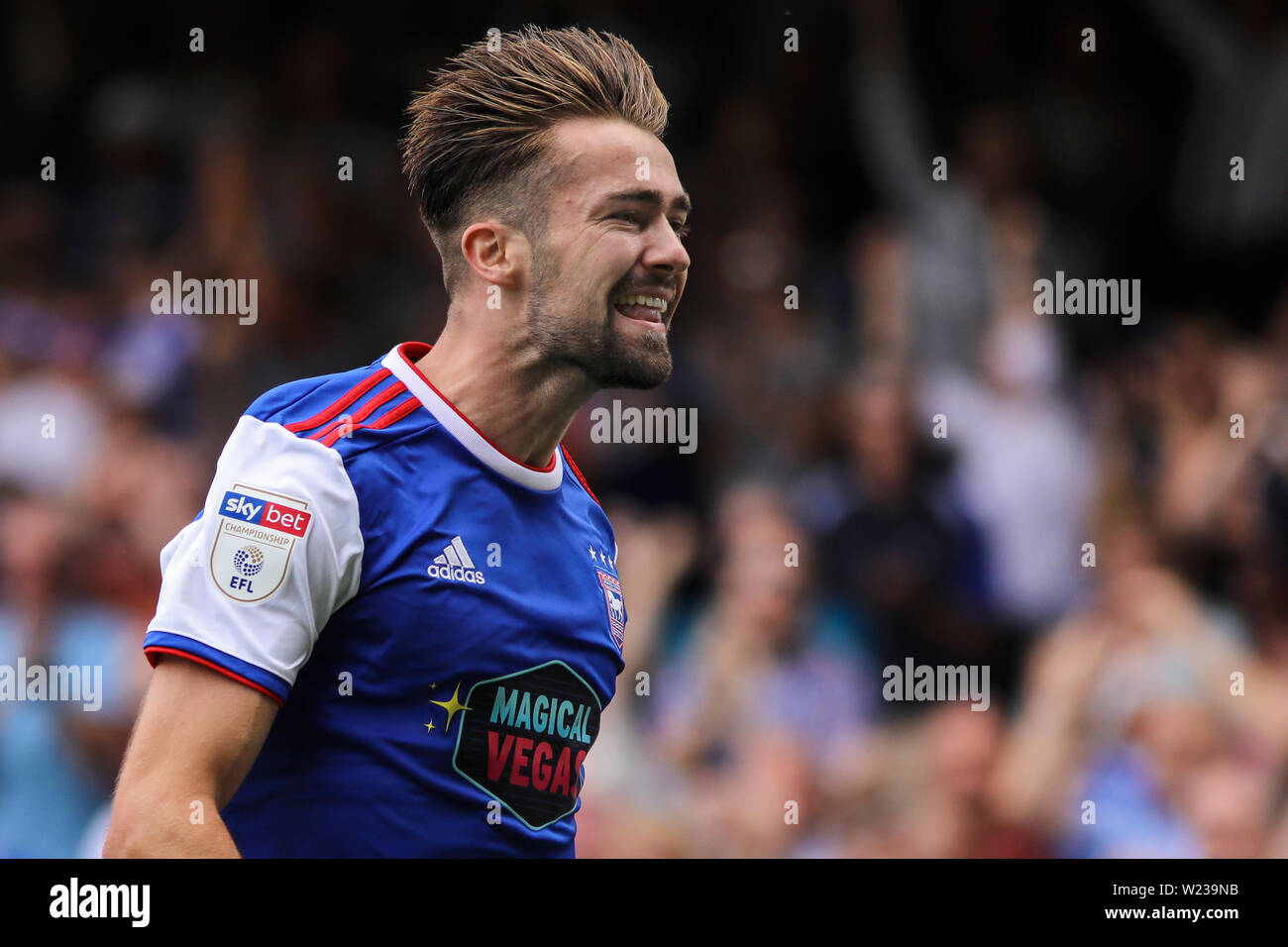 Gwion edwards goal hi-res stock photography and images - Alamy