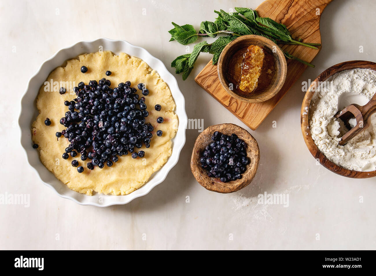 Ingredients for baking berry pie Stock Photo - Alamy