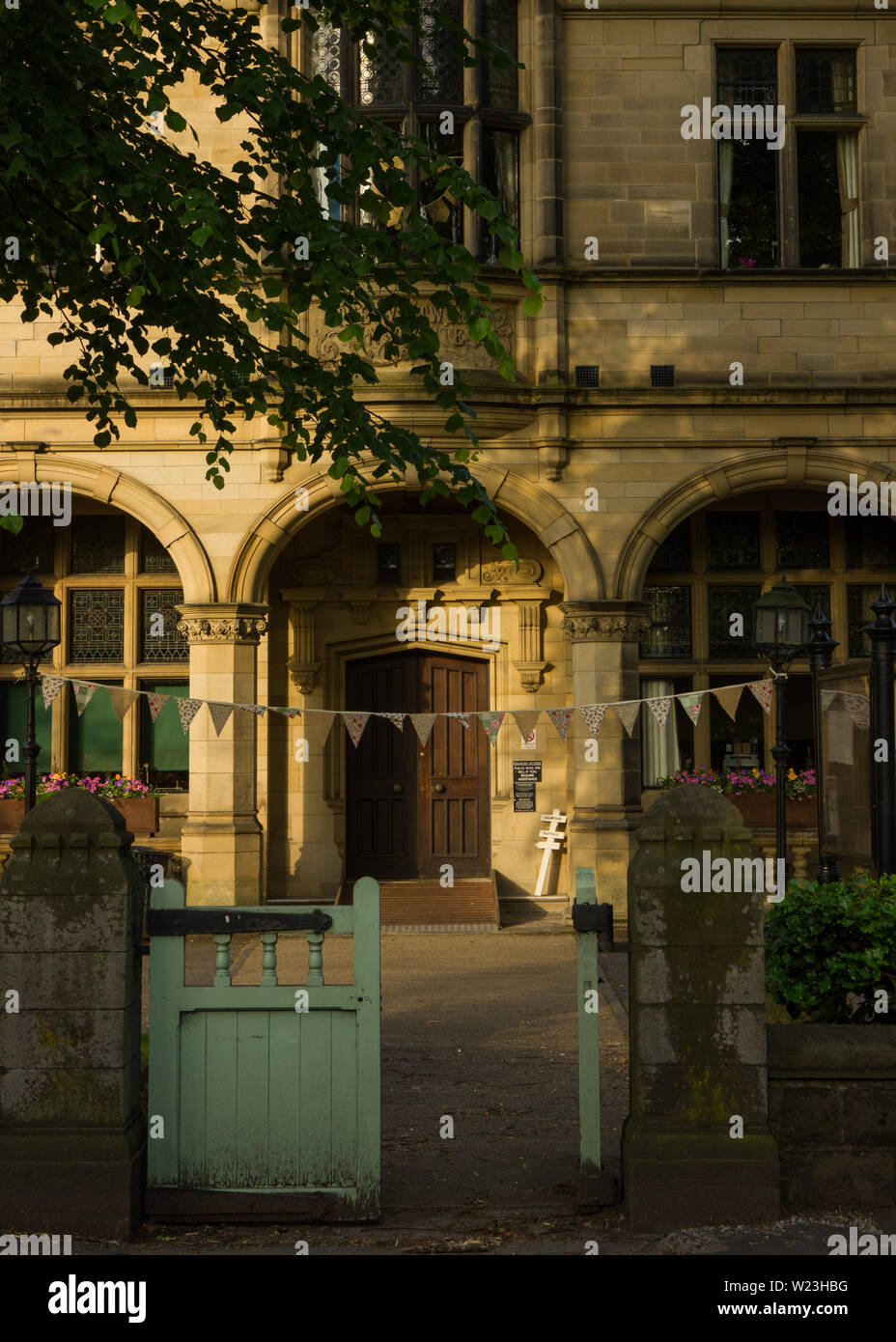 The whitworth hall building hi-res stock photography and images - Alamy