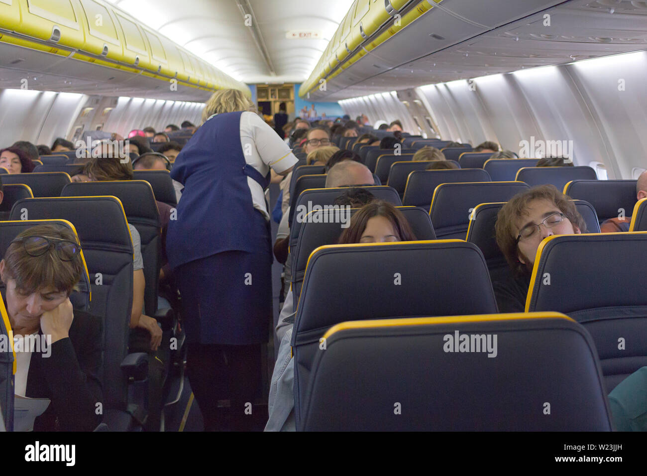 Ryanair stewardess hi-res stock photography and images - Alamy
