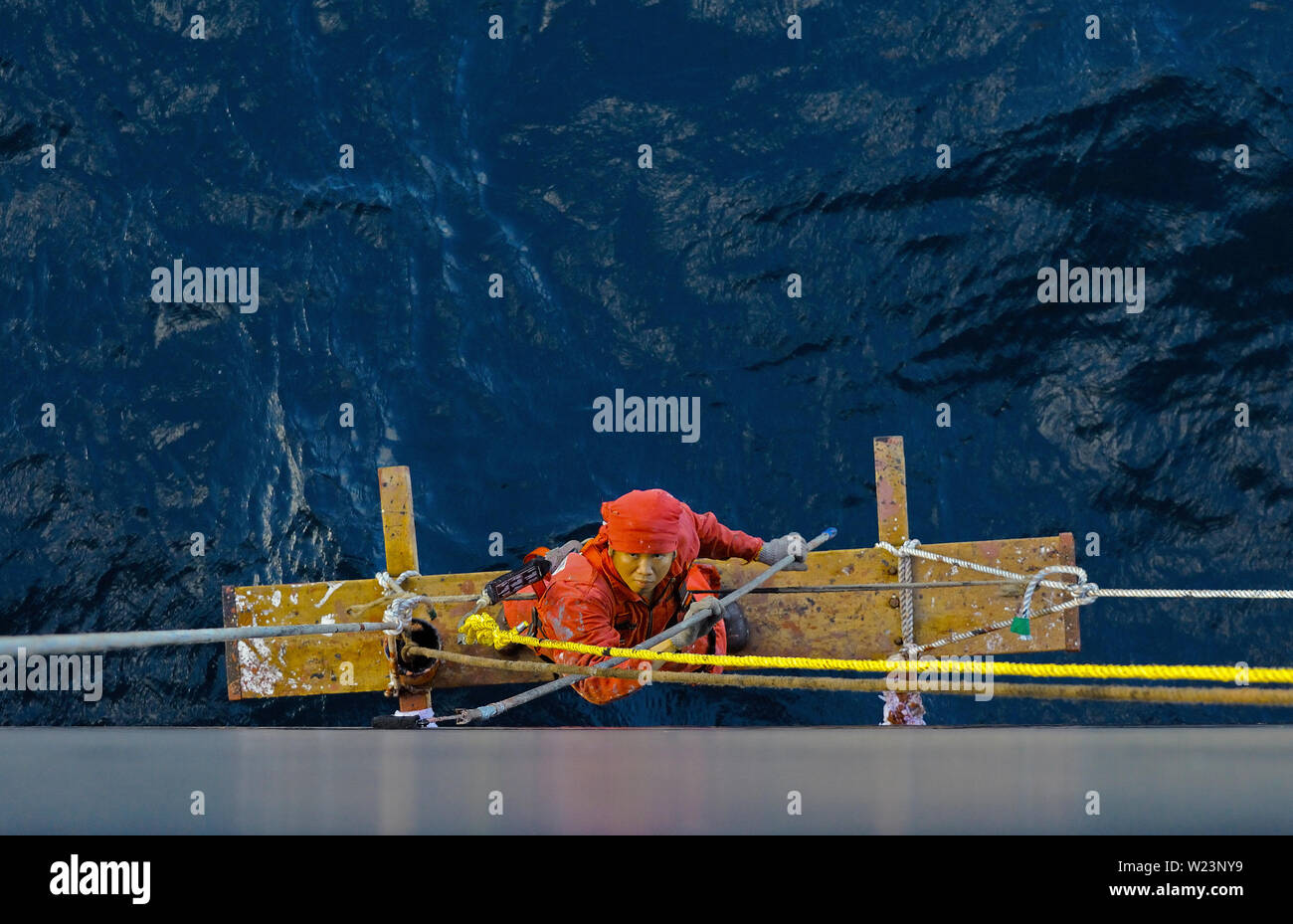 Boatswain Chair Bosuns Chair The Rigging Company The Rigging Company