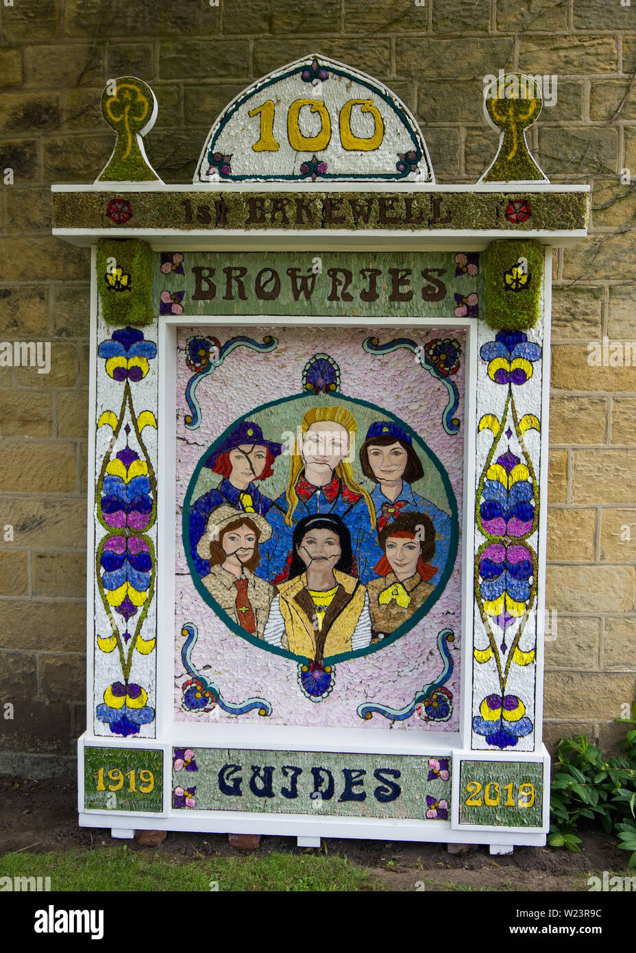 Well dressings peak district hi-res stock photography and images - Alamy