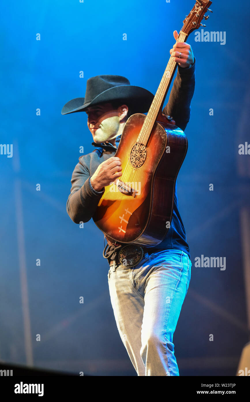 Arron watson hi-res stock photography and images - Alamy