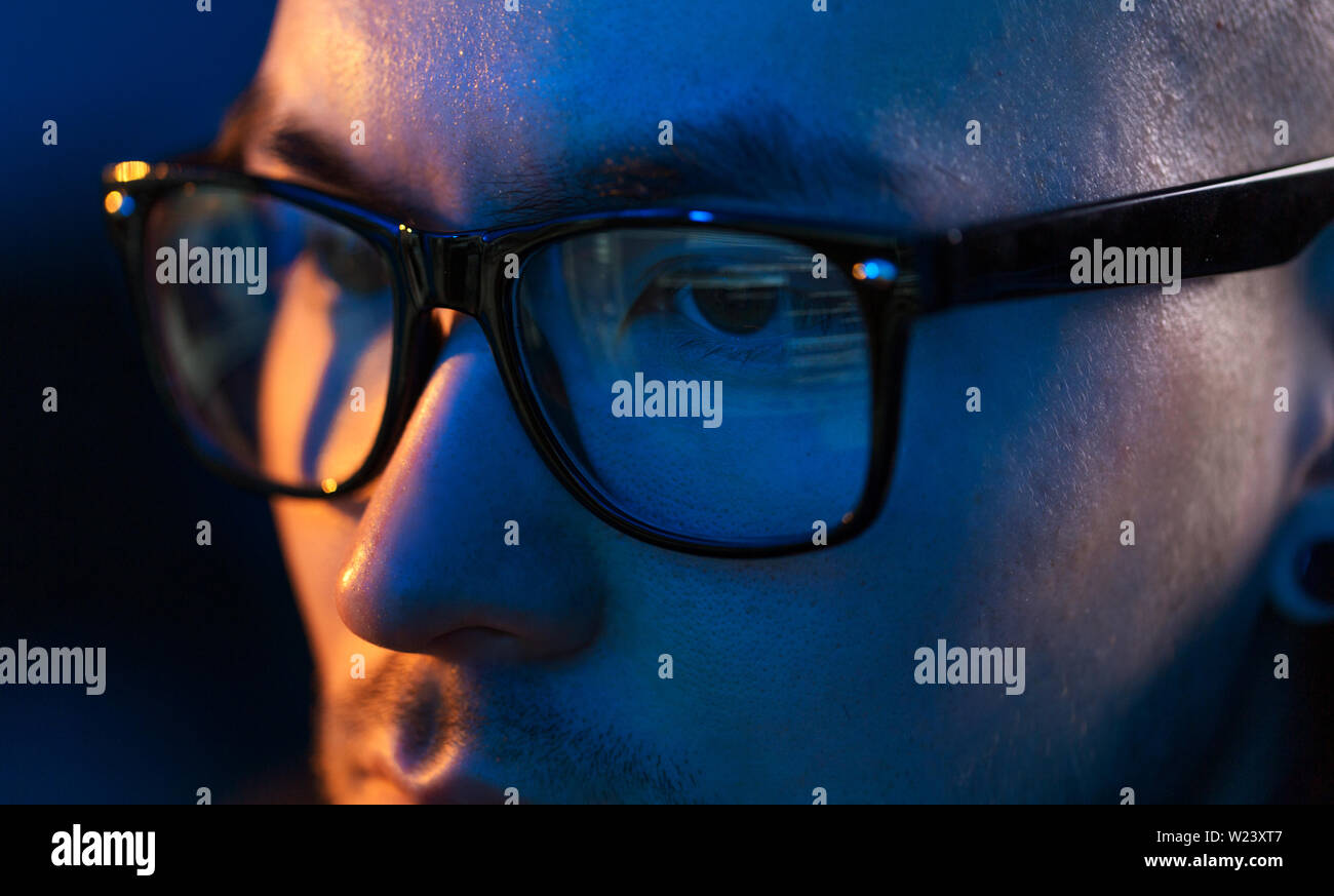 Computer reflection glasses hacker hi-res stock photography and images ...