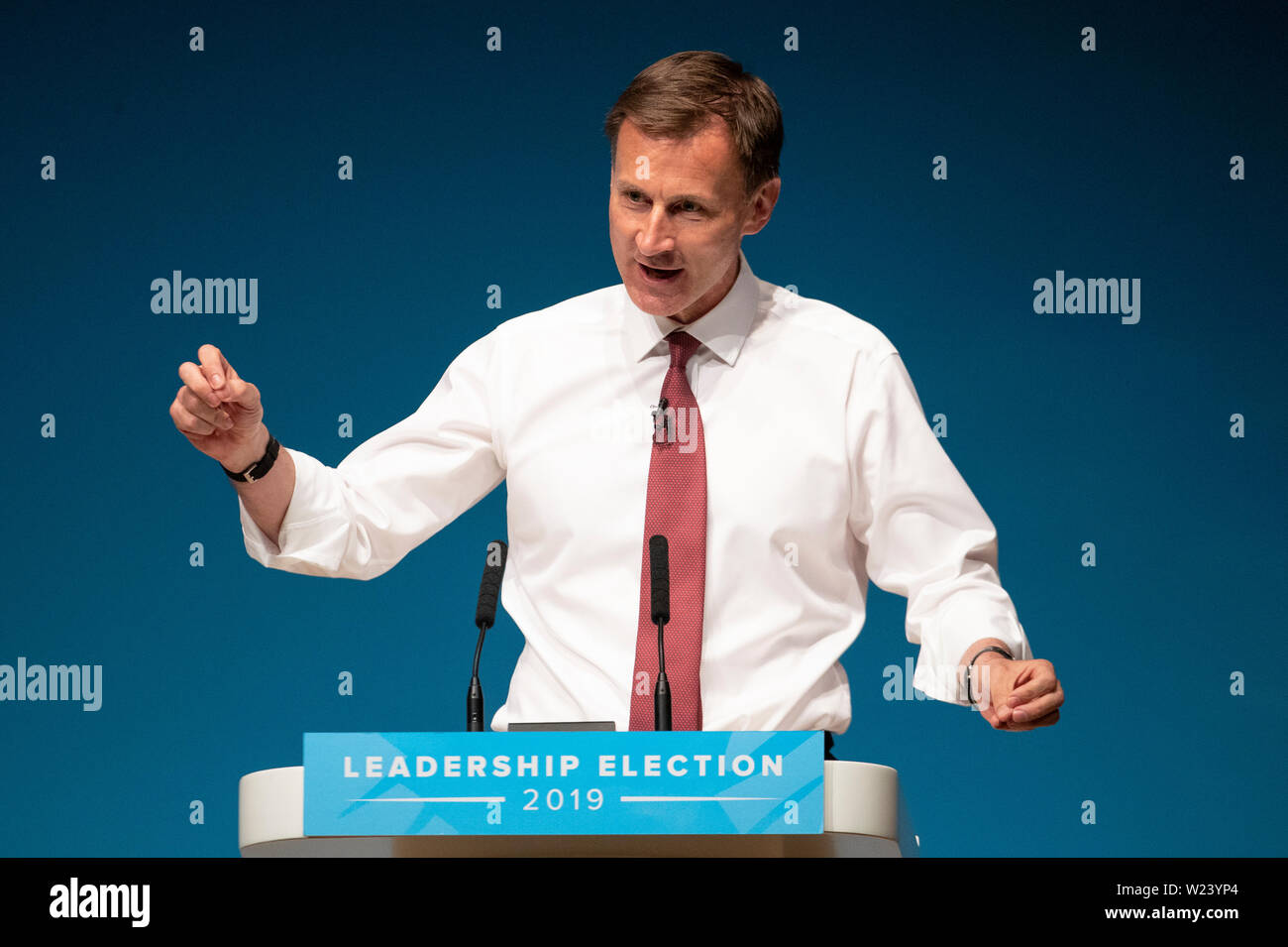 Conservative party leadership contender jeremy hunt hi-res stock ...