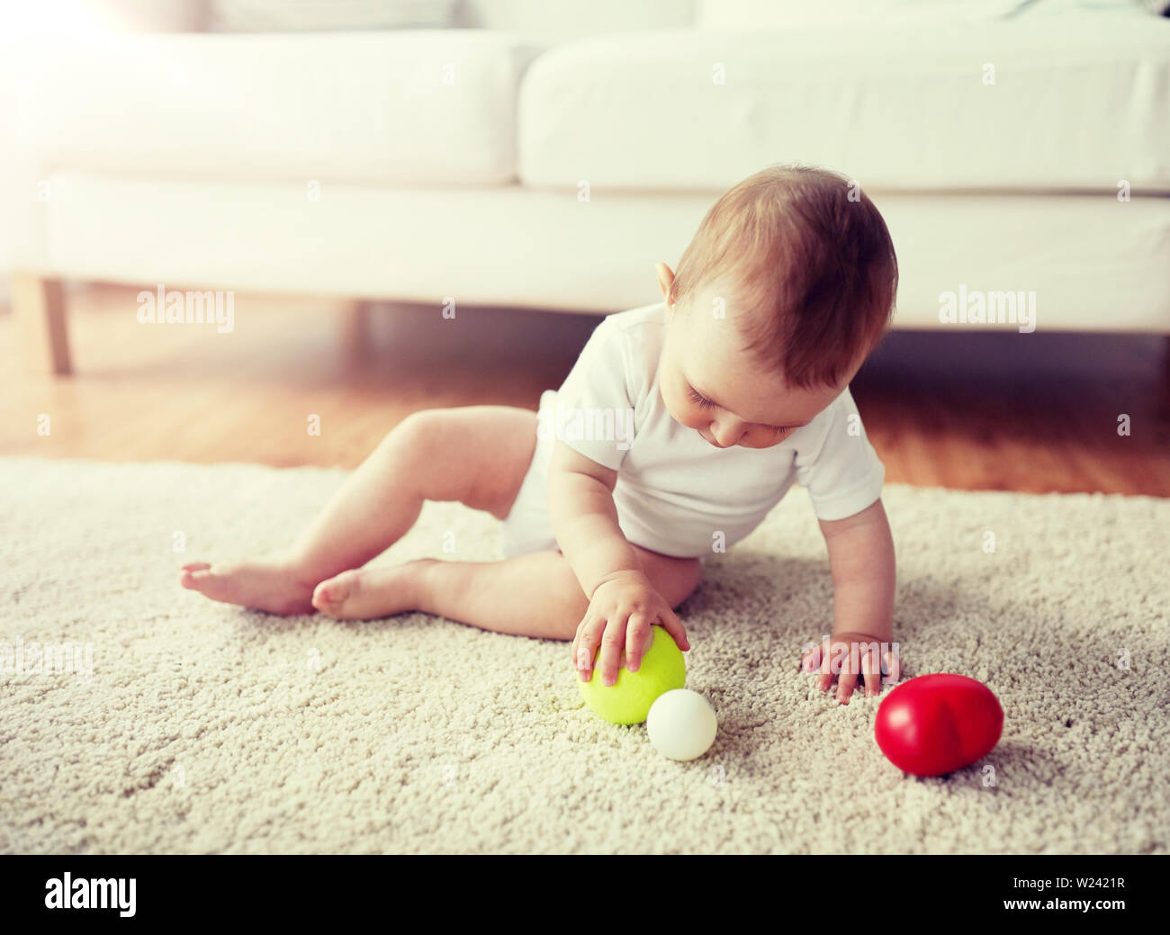 Playing with balls hi-res stock photography and images - Alamy