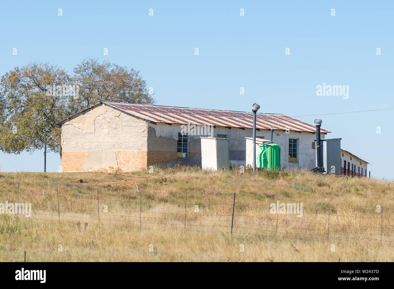 WARDEN, SOUTH AFRICA - MAY 1, 2019: A school building on a farm between ...