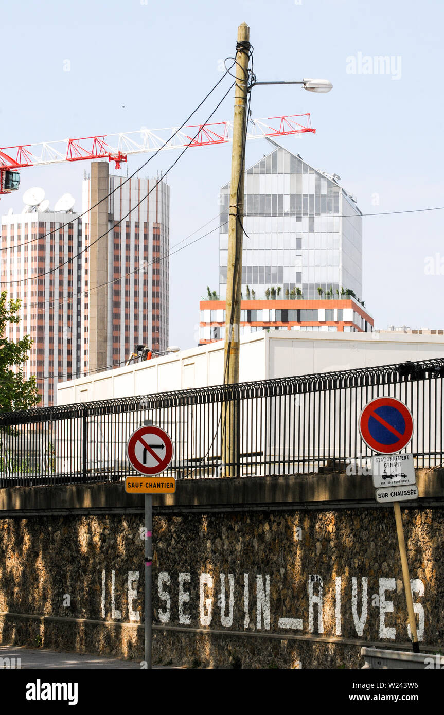 Ile Seguin, Paris, Hauts-de-Seine, Ile de France, France Stock Photo ...