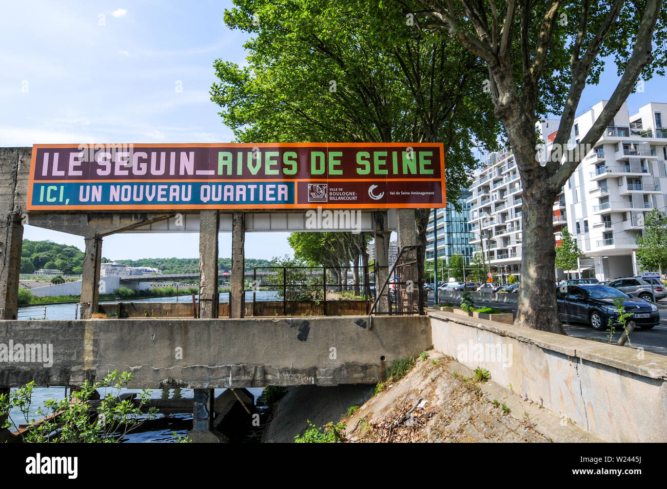 Ile Seguin, Paris, Hauts-de-Seine, Ile de France, France Stock Photo ...