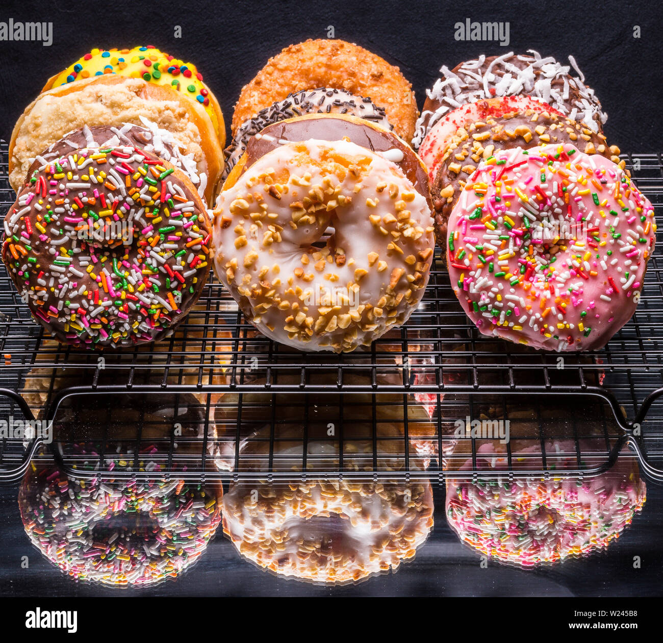 Winchells donut hi-res stock photography and images - Alamy