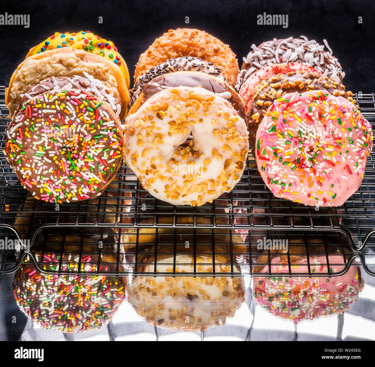 Winchells donut hi-res stock photography and images - Alamy