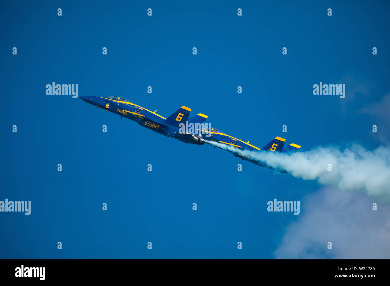 Blue Angels Fighters Stock Photo - Alamy