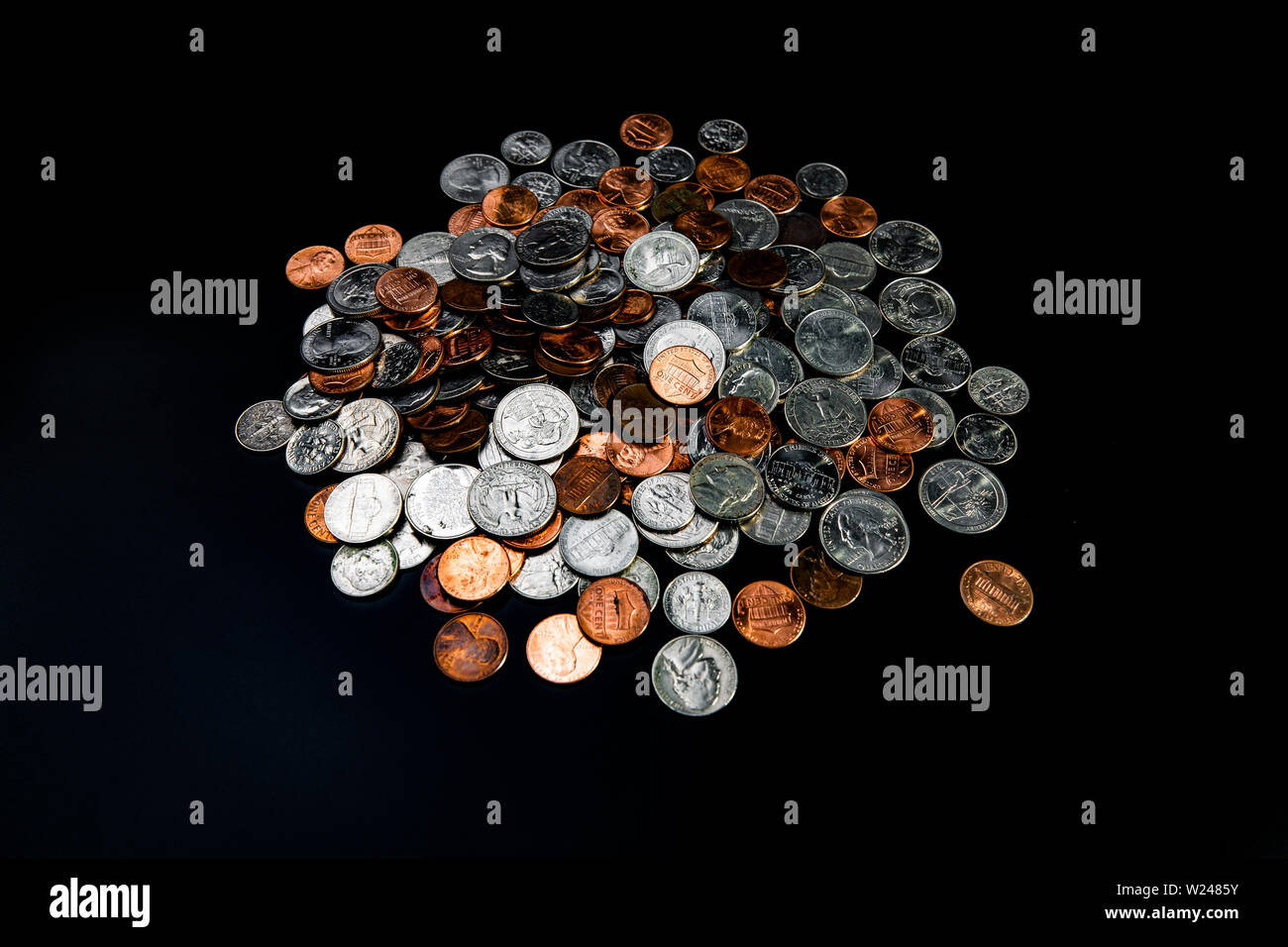 Coin background. Pennies/Quarters/ Cents Stock Photo - Alamy