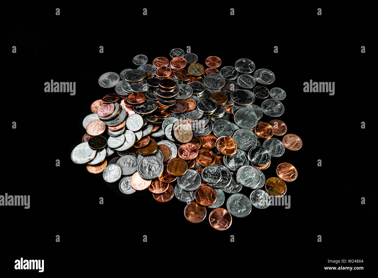Coin background. Pennies/Quarters/ Cents Stock Photo - Alamy