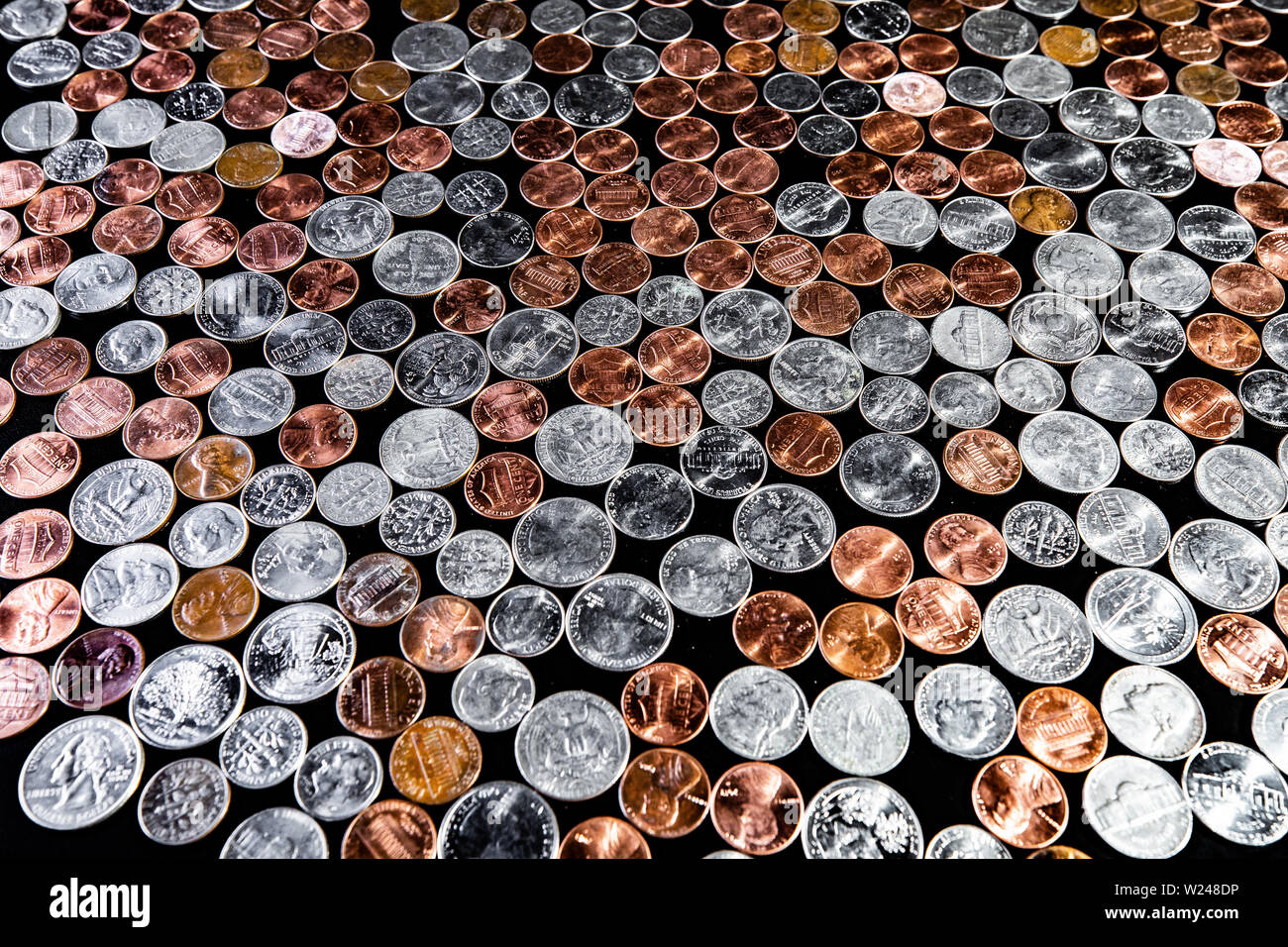 Coin background. Pennies/Quarters/ Cents Stock Photo - Alamy