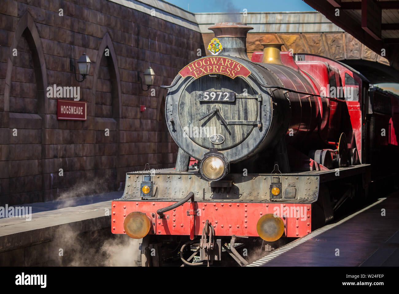 Hogsmeade. Hogwarts Express. The Wizarding World of Harry Potter ...