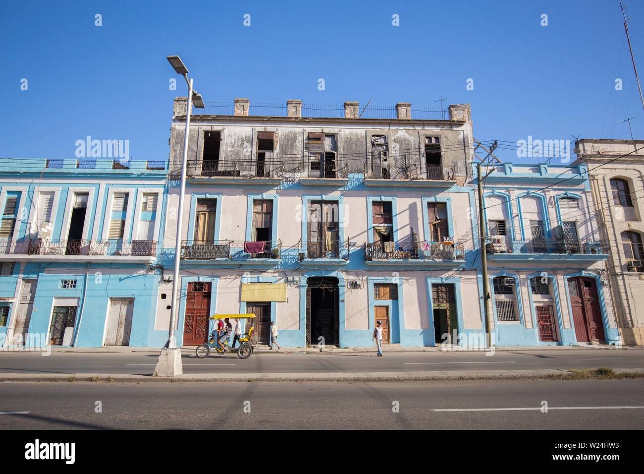 Cuban House Colonial Architecture High Resolution Stock Photography and ...
