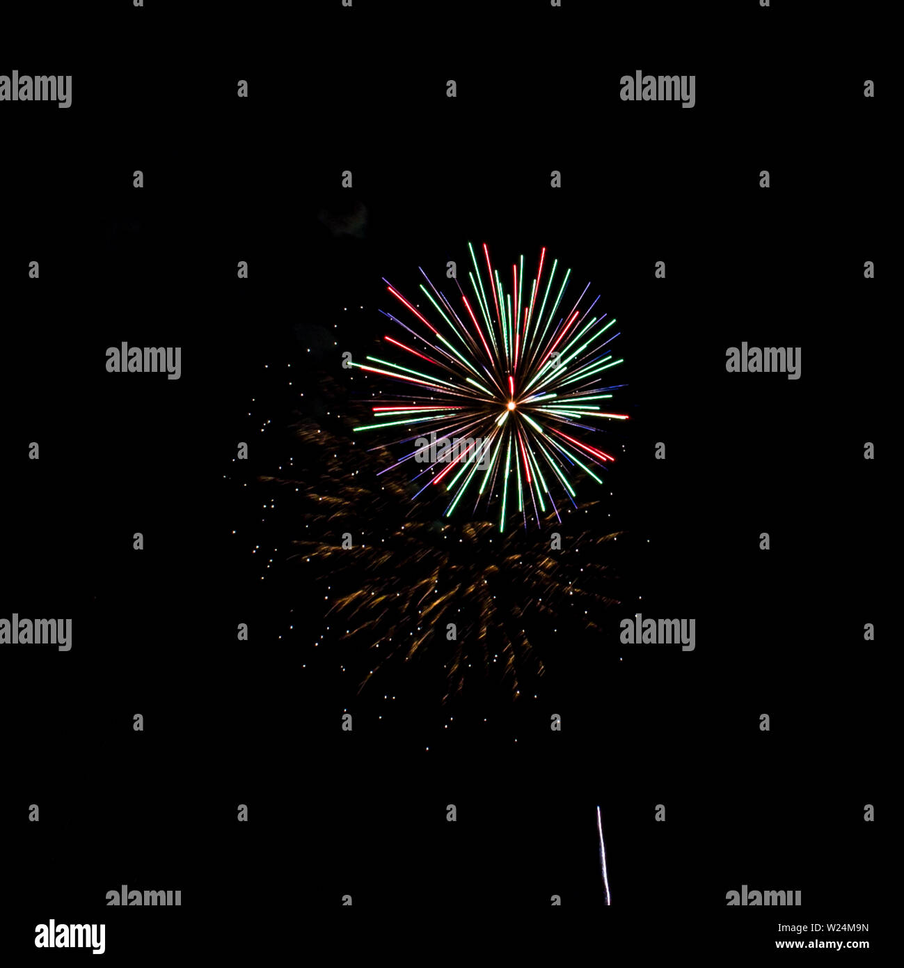 Fire works background hi-res stock photography and images - Alamy