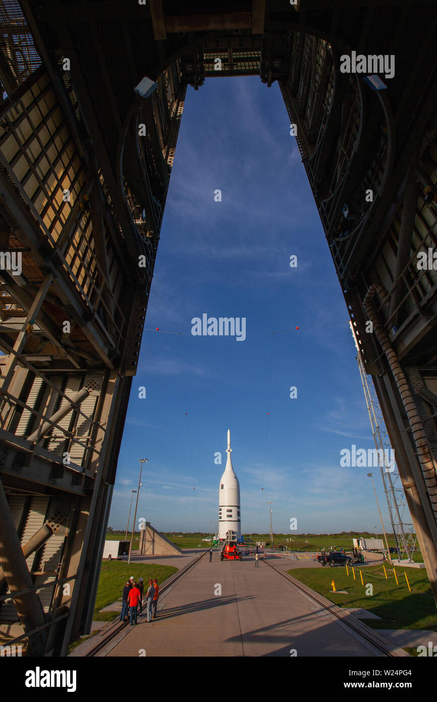 The NASA Orion Launch Abort System atop a Northrop Grumman rocket ...