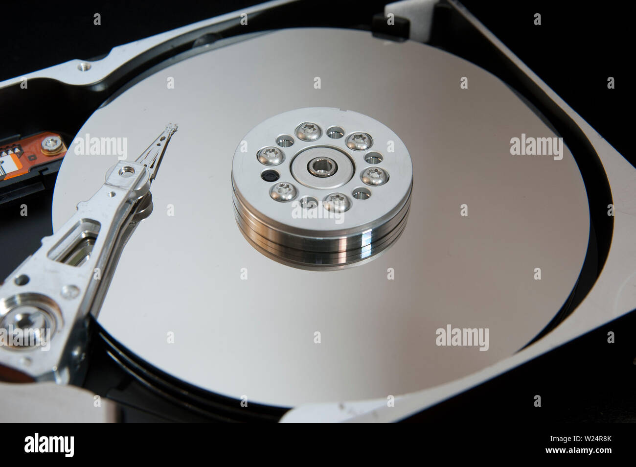Hard disk drive plate hi-res stock photography and images - Alamy