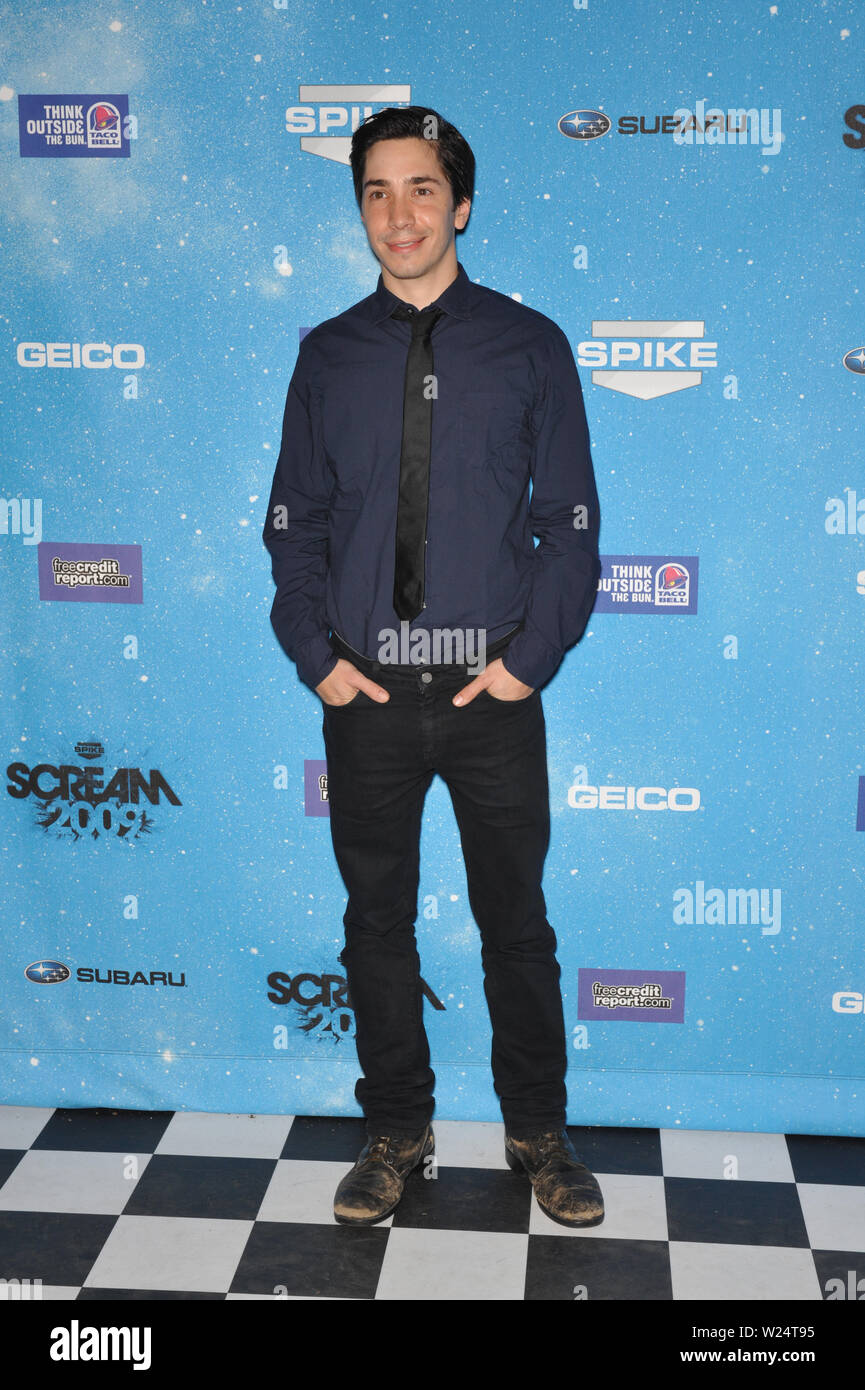 LOS ANGELES, CA. October 18, 2009: Justin Long at the 2009 Spike TV ...