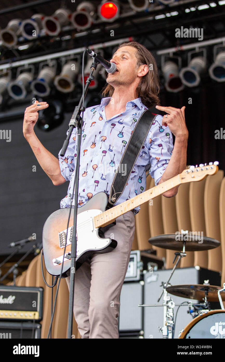 Mike edwards hi-res stock photography and images - Alamy