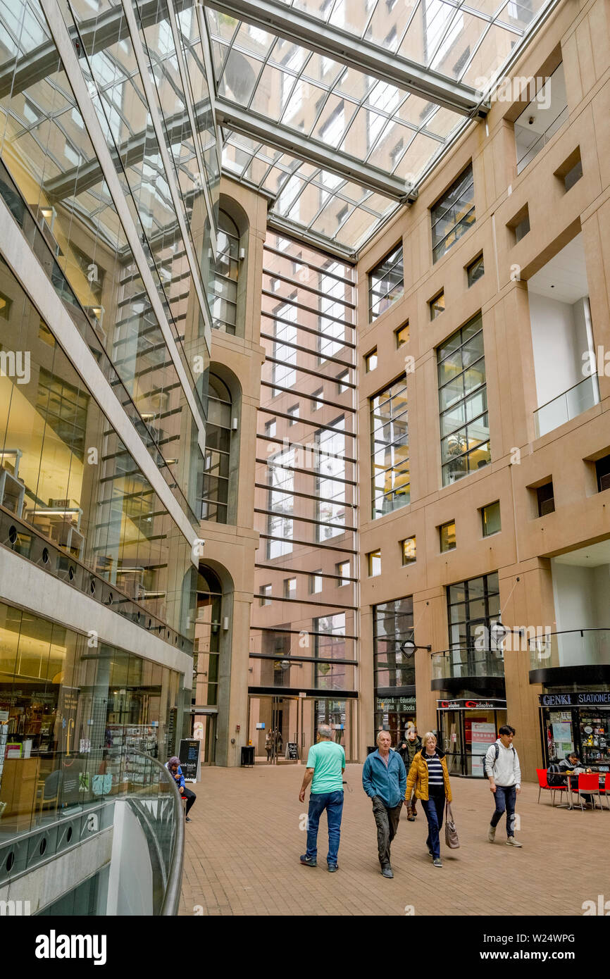 Vancouver library hi-res stock photography and images - Alamy