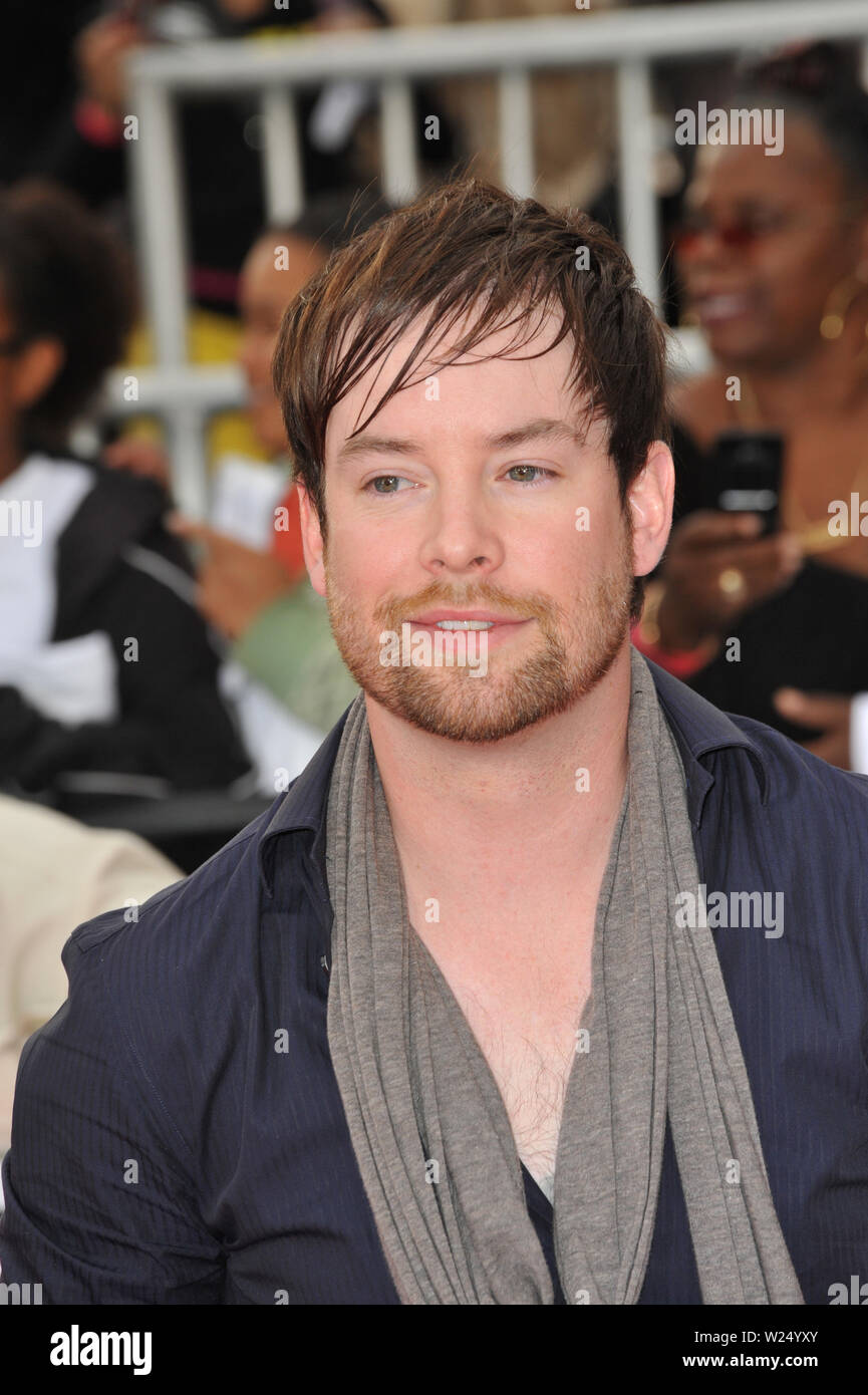 LOS ANGELES, CA. October 28, 2009: David Cook at the premiere of ...