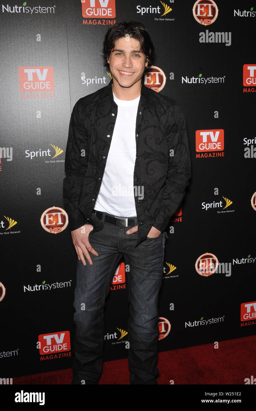 LOS ANGELES, CA. November 11, 2009: "V" star Logan Huffman at TV Guide ...