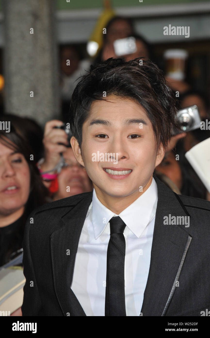 LOS ANGELES, CA. November 17, 2009: Justin Chon at the world premiere ...