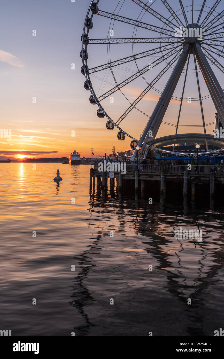The Seattle Great Wheel is a Ferris wheel on the waterfront at Pier 57 ...