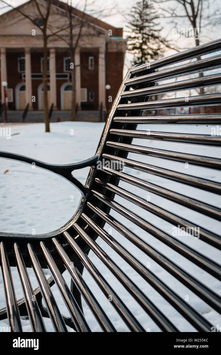 College during winter hi-res stock photography and images - Alamy