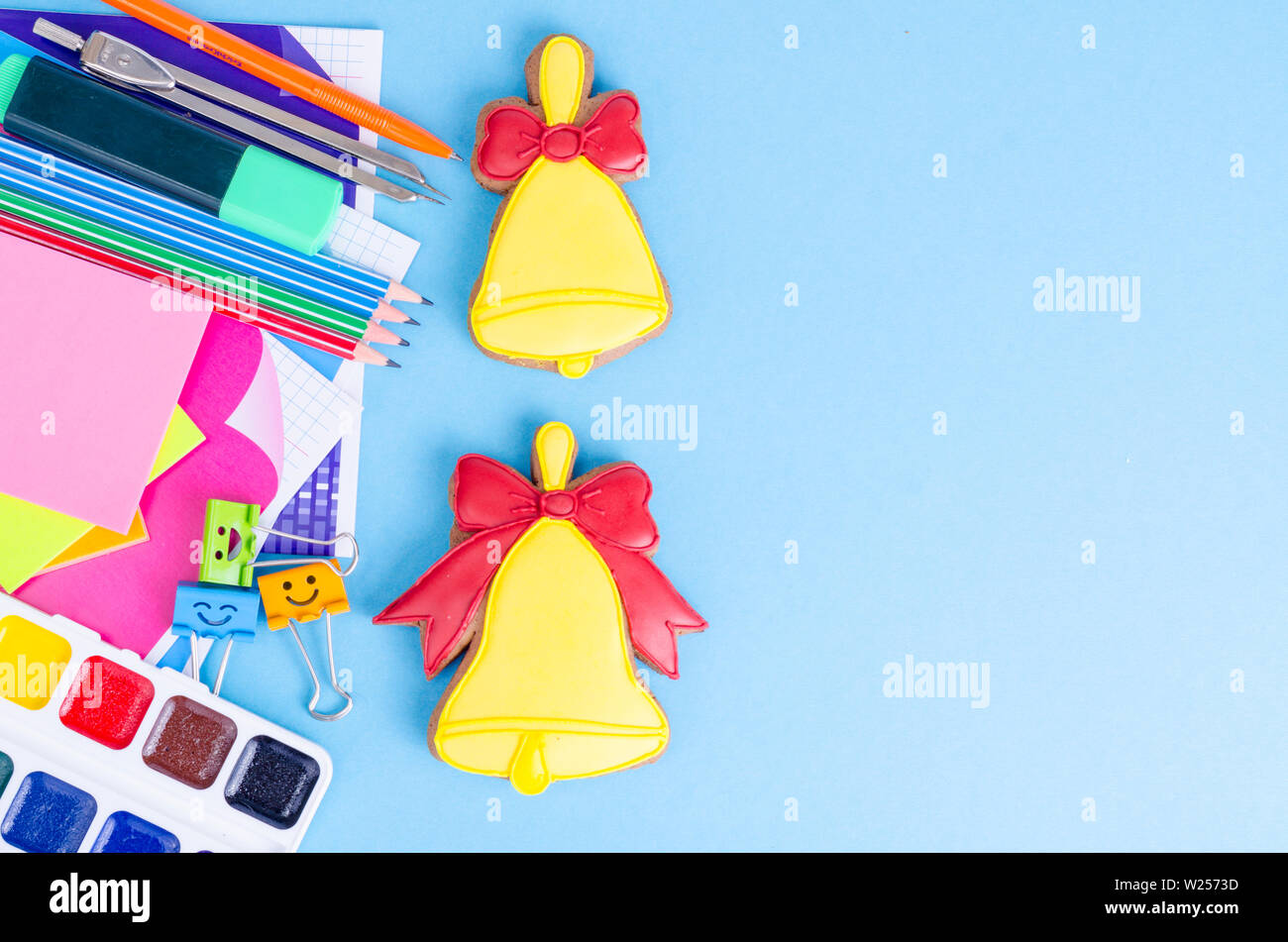 First day school bell hi-res stock photography and images - Alamy